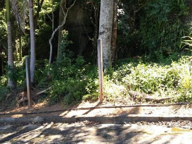 Terreno espetacular 2800m² vista mar e Yate Club Praia de St. Tereza Ilhabela