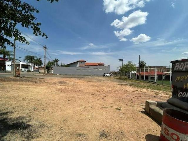 Terreno esquina 900 m² Jd. Novo Horizonte