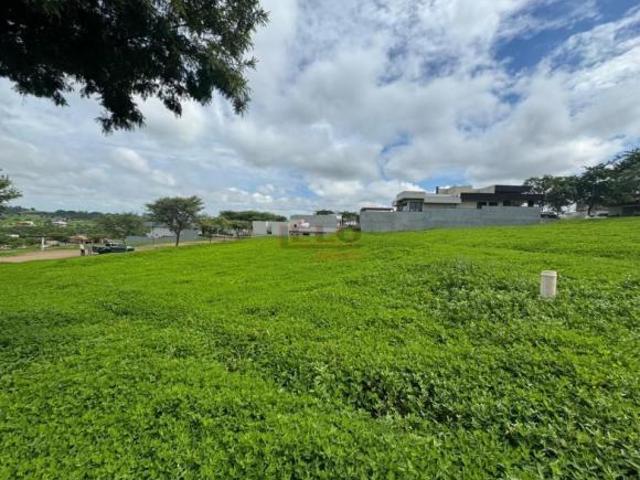 TERRENO ESQUINA AMPLO