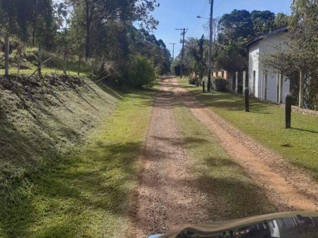 Terreno Fundo para a Represa em Piracaia São Paulo