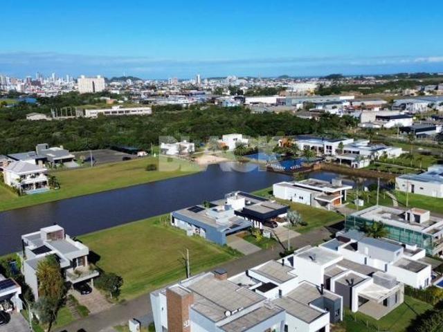 Terreno fundos Lago no Reserva das Águas Torres RS