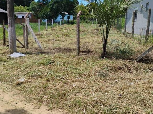 Terreno fora de condomínio, Aproximadamente 800 mts da RS 040!