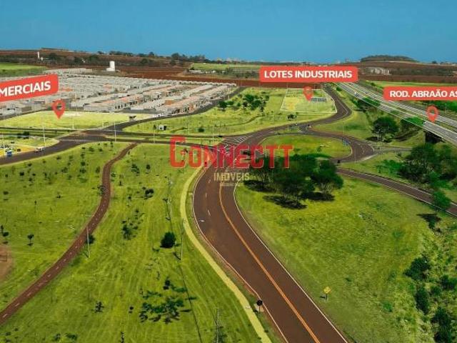 TERRENO INDUSTRIAL DE 1381,44m² NO BAIRRO SANTA IRIA