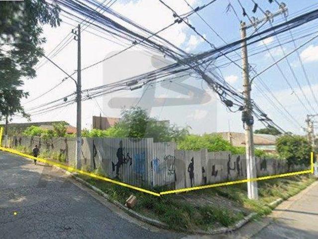Terreno à venda em Parada XV de Novembro