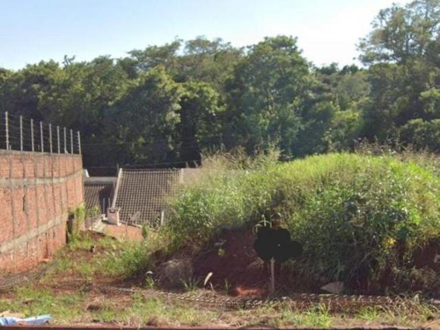 ? TERRENO INTEIRO NO JARDIM DO CARMO EM MARINGÁ ?