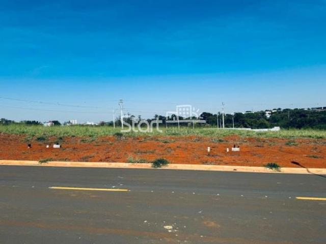 terreno à venda em Jardim Fortaleza