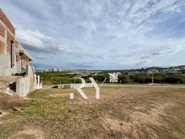 Terreno Leve Declive Condomínio Terras Alpha SJC Urbanova 375,51 m²