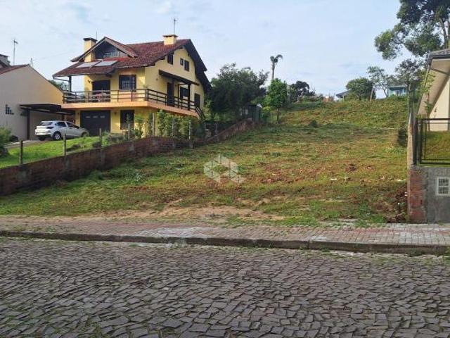 Terreno localizado em área nobre residencial na serra gaúcha por R$ 425.000