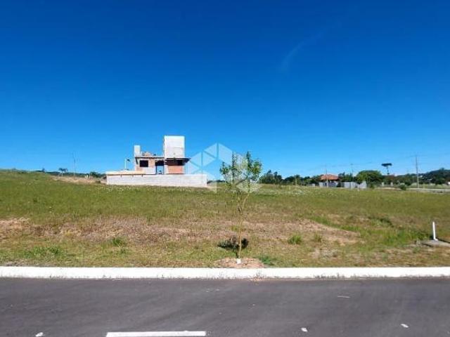 Terreno localizado em loteamento com infraestrutura completa