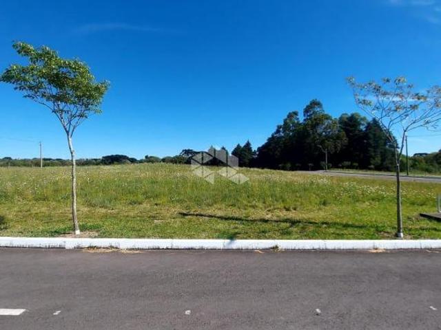 Terreno localizado em loteamento com infraestrutura completa
