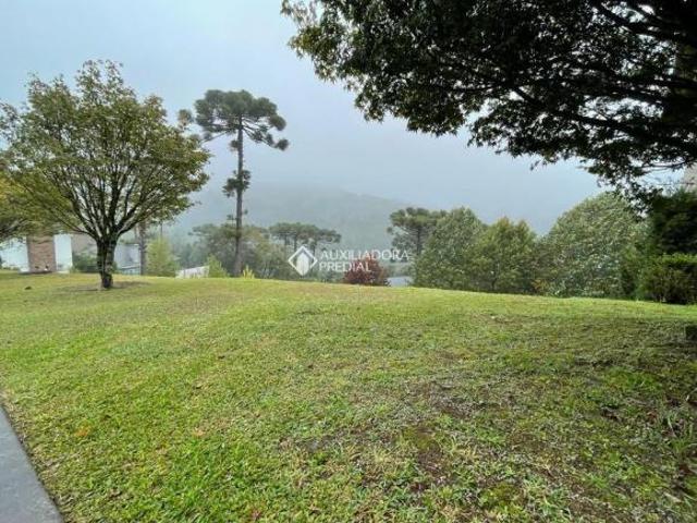 Terreno localizado no condomínio Alphaville em Gramado com Projeto aprovado