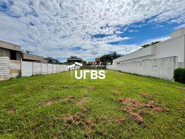 TERRENO LOTE 560MT PORTAL DO SOL GREEN
