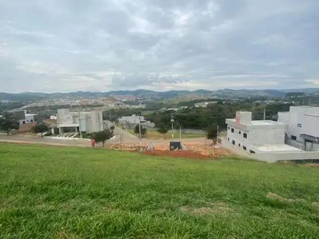 Terreno / Lote para Venda em Taubaté/SP Condominio Cataguá Way