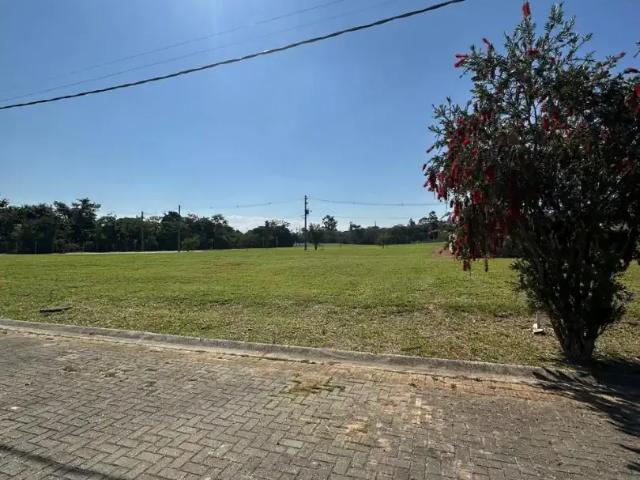 Terreno / Lote para Venda em Taubaté/SP Cataguá