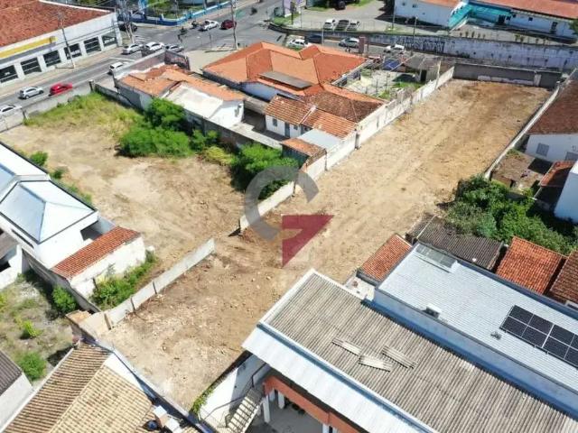Terreno / Lote para Venda em Taubaté/SP Centro