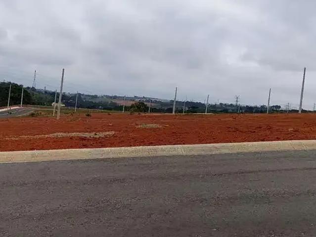 Terreno / Lote para Venda em Taubaté/SP Barreiro
