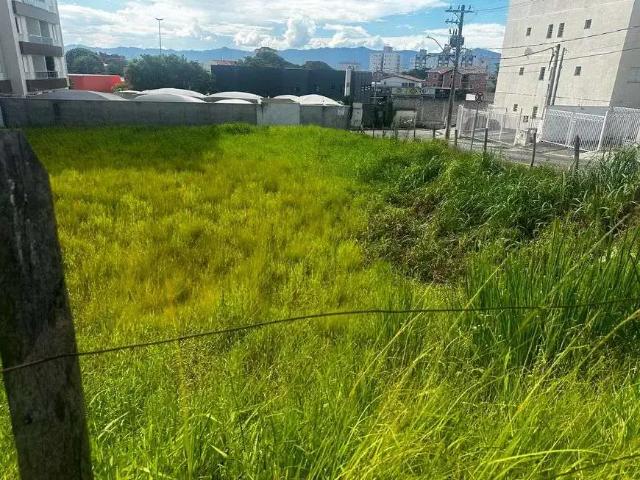 Terreno / Lote para Venda em Taubaté/SP Granja Daniel