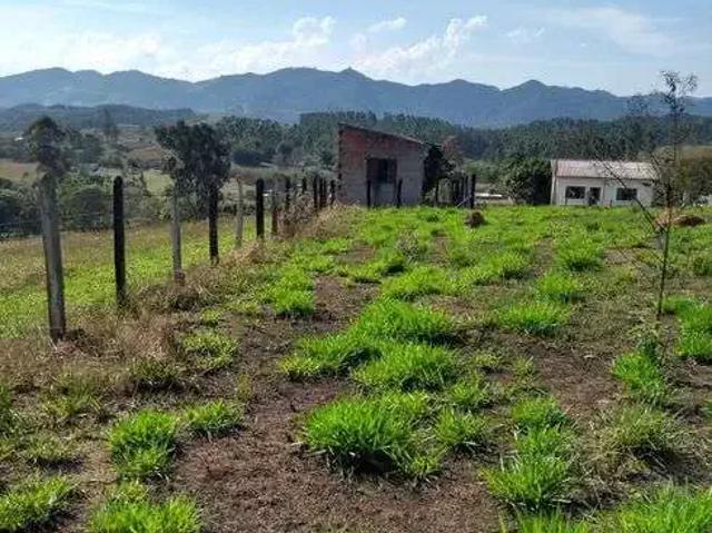 Terreno / Lote para Venda em Taubaté/SP Santa Rita
