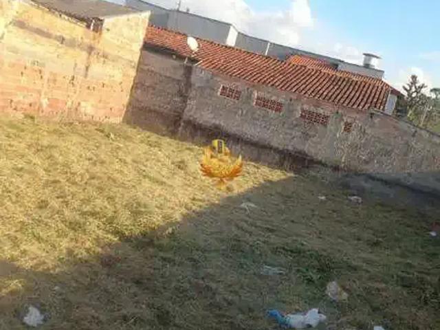 Terreno / Lote para Venda em Taubaté/SP Parque Piratininga