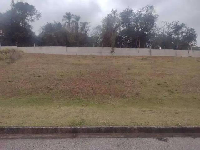Terreno / Lote para Venda em Taubaté/SP Pinhão