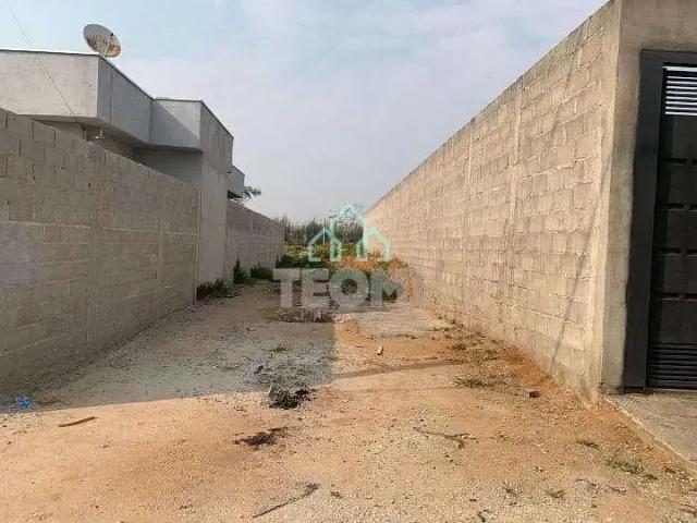 Terreno / Lote para Venda em Taubaté/SP Piracangaguá