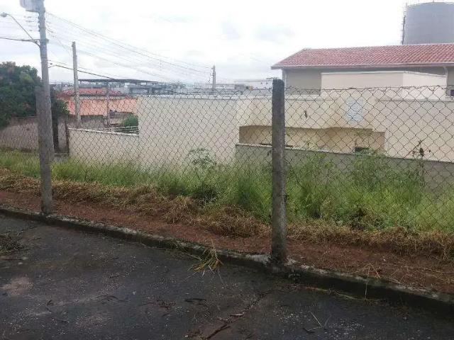 Terreno / Lote para Venda em Taubaté/SP Residencial Estoril