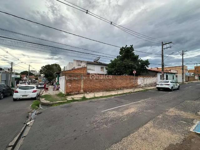 Terreno / Lote para Venda em Teresina/PI Centro