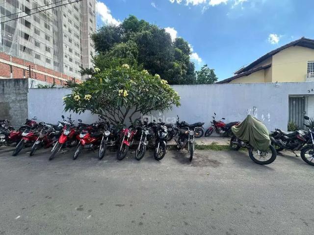 Terreno / Lote para Venda em Teresina/PI São Cristóvão