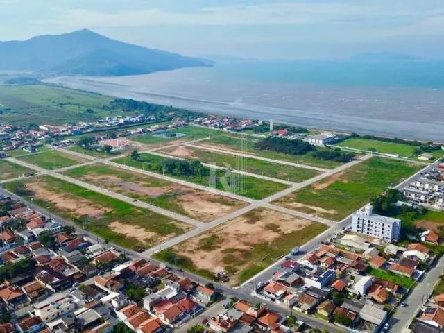 Terreno / Lote para Venda em Tijucas/SC Praça