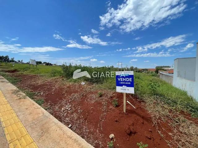 Terreno / Lote para Venda em Toledo/PR Pinheirinho