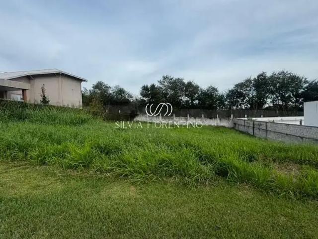 Terreno / Lote para Venda em Tremembé/SP Village da Serra