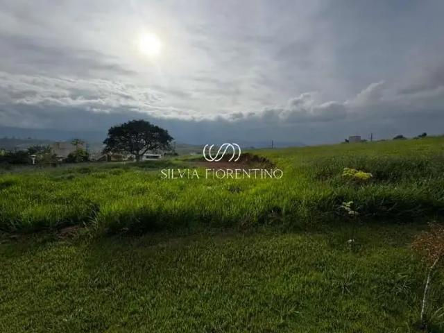 Terreno / Lote para Venda em Tremembé/SP Village da Serra