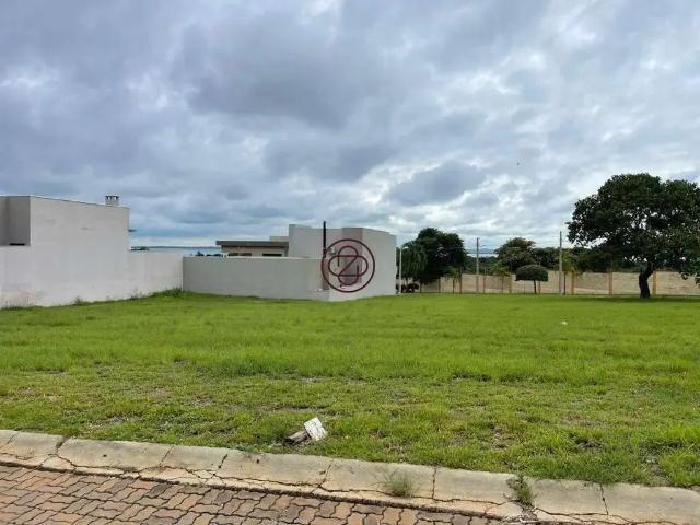 Terreno / Lote para Venda em Três Lagoas/MS Village do Lago