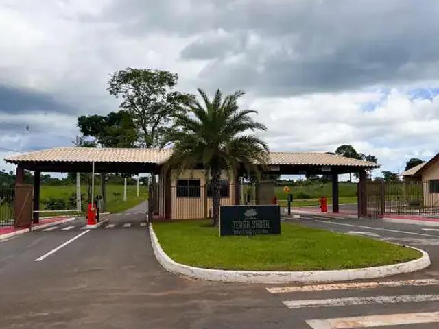Terreno / Lote para Venda em Trindade/GO Chácara Santa Luzia