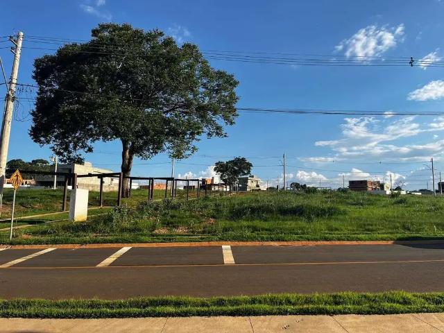 Terreno / Lote para Venda em Trindade/GO Parqville Quaresmeira