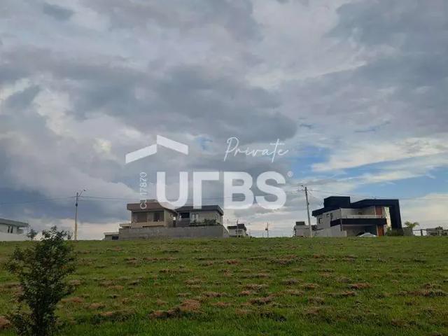 Terreno / Lote para Venda em Trindade/GO Parqville Quaresmeira