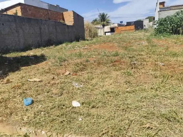 Terreno / Lote para Venda em Trindade/GO Residencial São Bernardo II