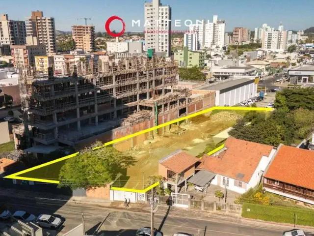 Terreno / Lote para Venda em Tubarão/SC Centro