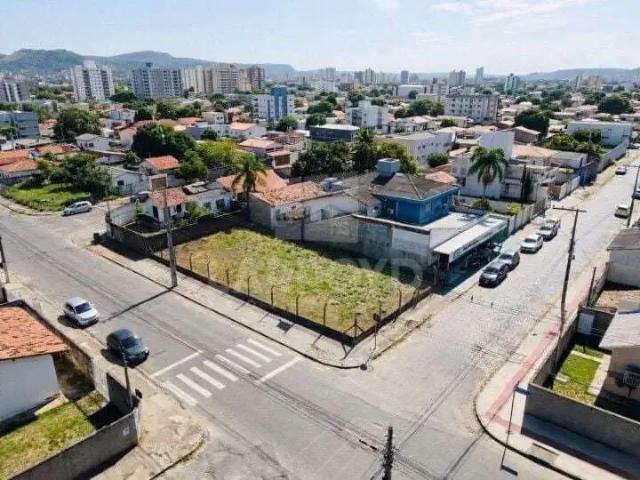 Terreno / Lote para Venda em Tubarão/SC Dehon