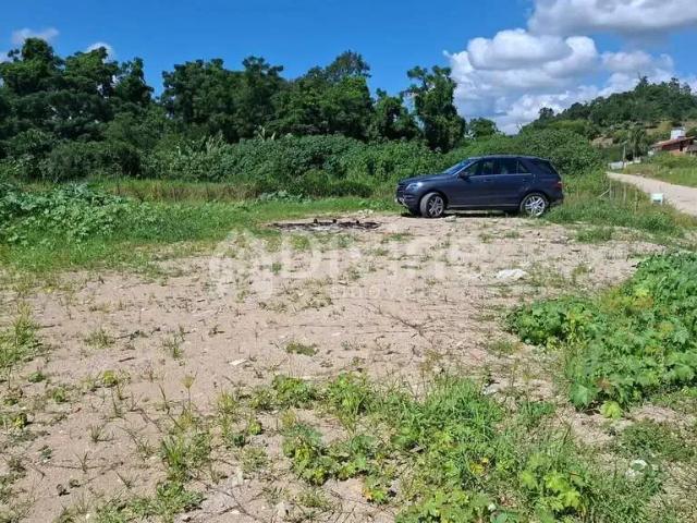 Terreno / Lote para Venda em Tubarão/SC Dehon