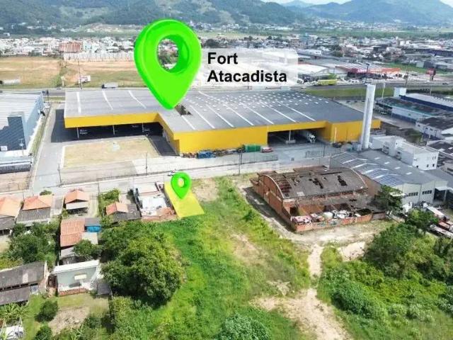 Terreno / Lote para Venda em Tubarão/SC Dehon