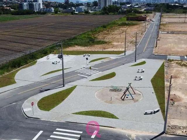Terreno / Lote para Venda em Tubarão/SC Monte Castelo