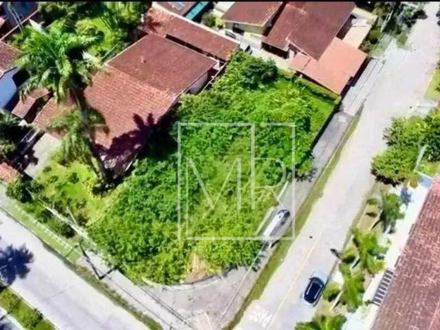 Terreno / Lote para Venda em Ubatuba/SP Itaguá