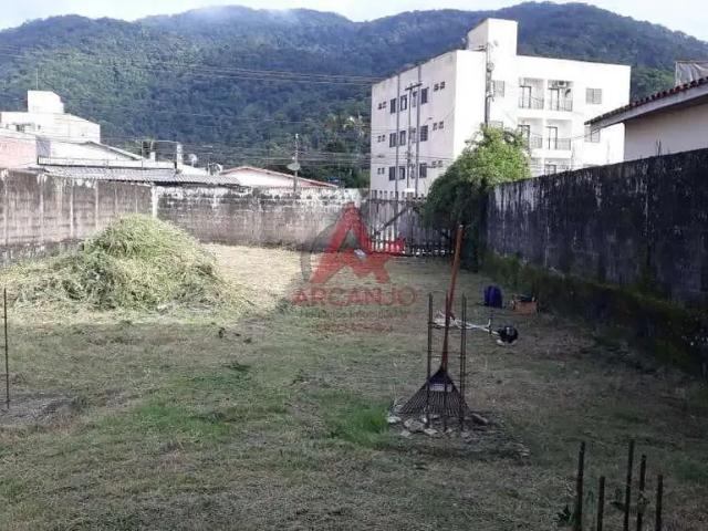 Terreno / Lote para Venda em Ubatuba/SP Perequê Açu