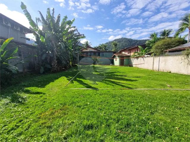 Terreno / Lote para Venda em Ubatuba/SP Praia do Lazaro