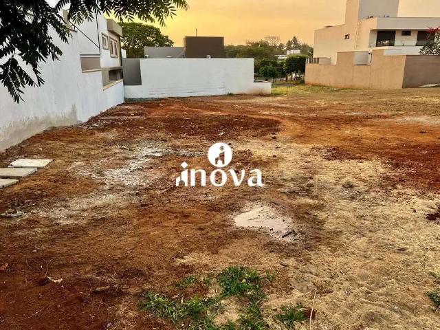 Terreno / Lote para Venda em Uberaba/MG Estância dos Ipês