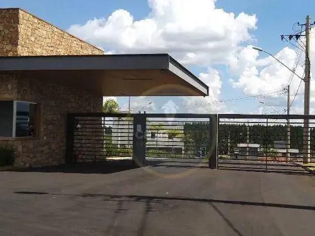 Terreno / Lote para Venda em Uberaba/MG Jockey Park