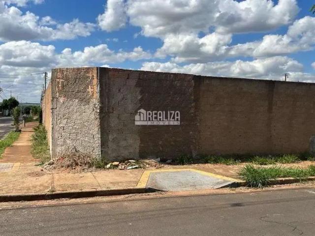 Terreno / Lote para Venda em Uberaba/MG Jardim Marajó