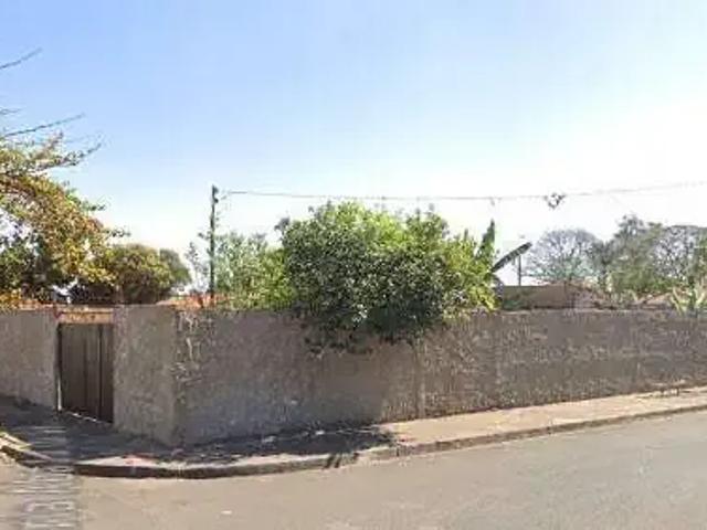 Terreno / Lote para Venda em Uberaba/MG Vila Arquelau