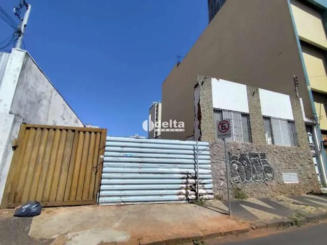 Terreno / Lote para Venda em Uberlândia/MG Centro